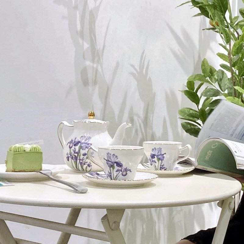 Emily Tea Set – at home with Maria